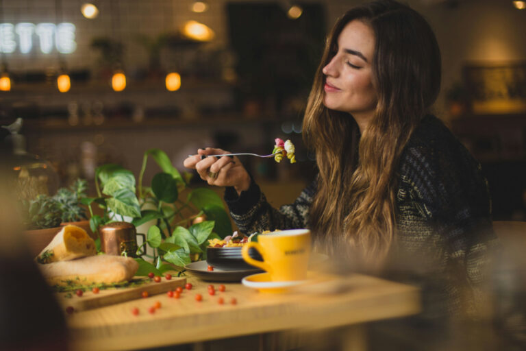 9 Secrets to Make Healthy Food Taste Good | The Healthy Cuisine